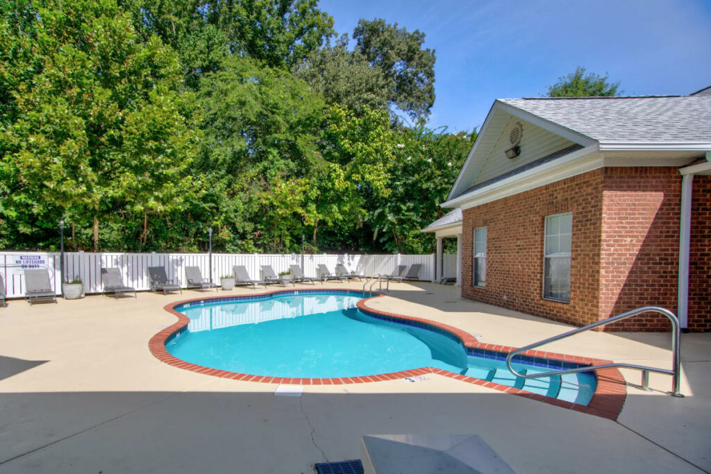 Home | Chapel Creek Apartments | Apartments In Fultondale AL